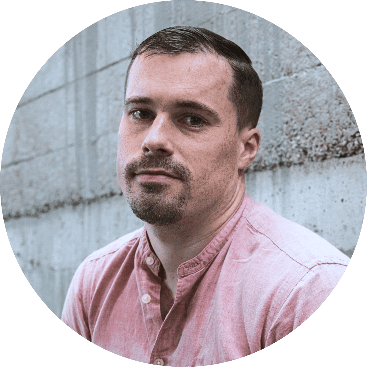 CANON R8 REVIEW: Cinematic Beast or Shaky Disaster? - Pascal Basel